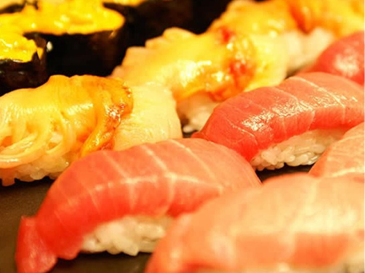 Experiencing authentic sushi making with an artisan | Japan Food Guide ...